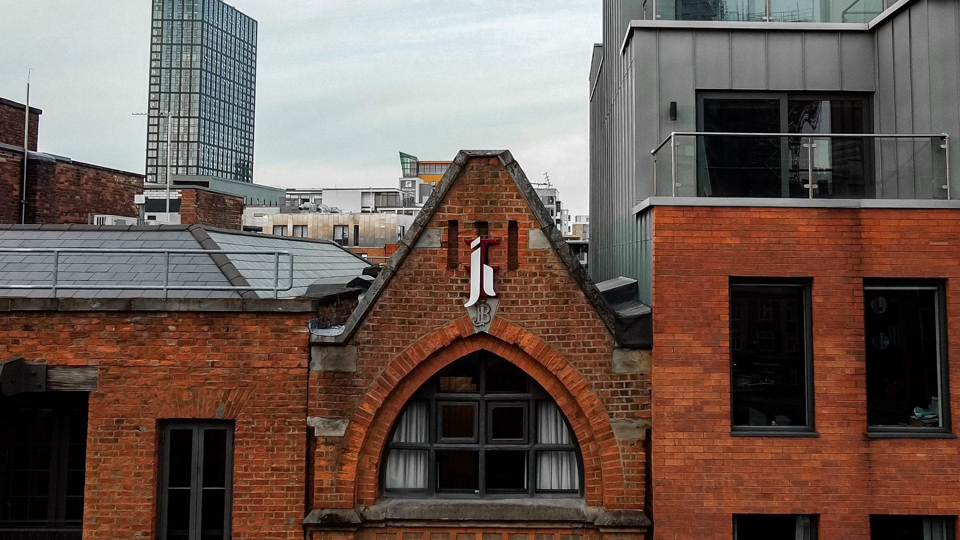 Top 10 reasons to move to Manchester - The Jacksonheim Property Group